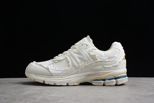 New Balance M2002RDC